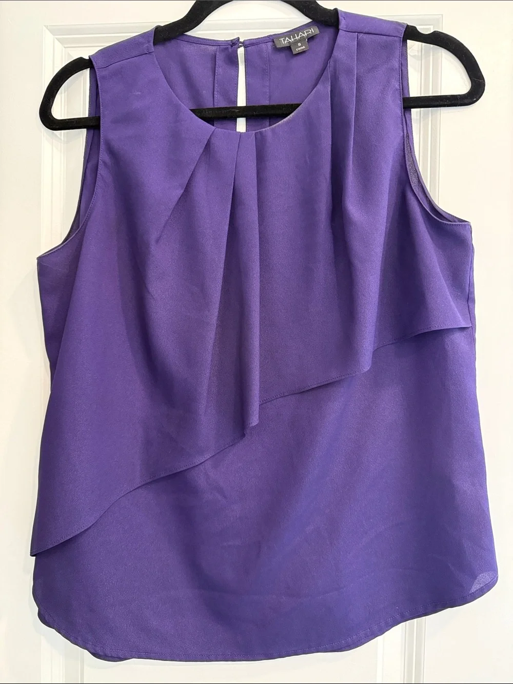 Tahari | Tops | Tahari Violet Ruffled Sleeveless Shell Top | Poshmark